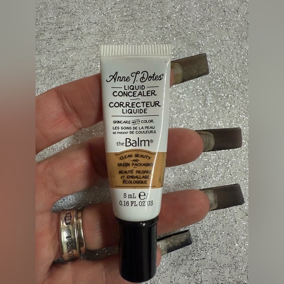 theBalm | Makeup | Thebalm Anne T Dotes Liquid Concealer | Poshmark